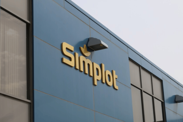 Top 10 Leading Fertilizer Manufacturers in USA: A Comprehensive Guide